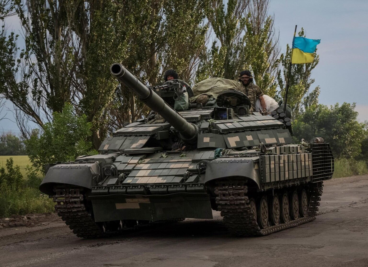 T-64 | MilitaryLand.net